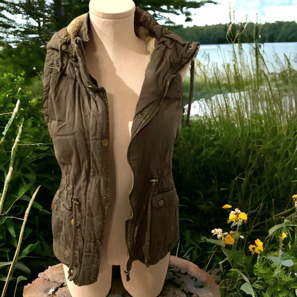 YMI | Jackets & Coats | Teen Ymi Cargo Style Sherpa Lined Hooded Vest ...